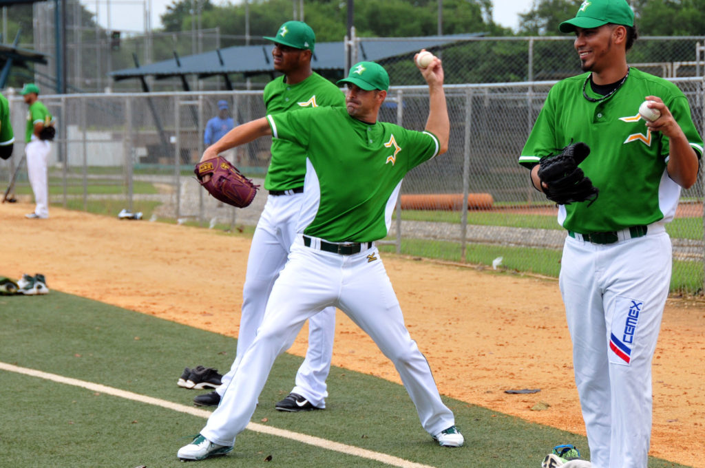 Evan MacLane abrirá primer juego de Estrellas